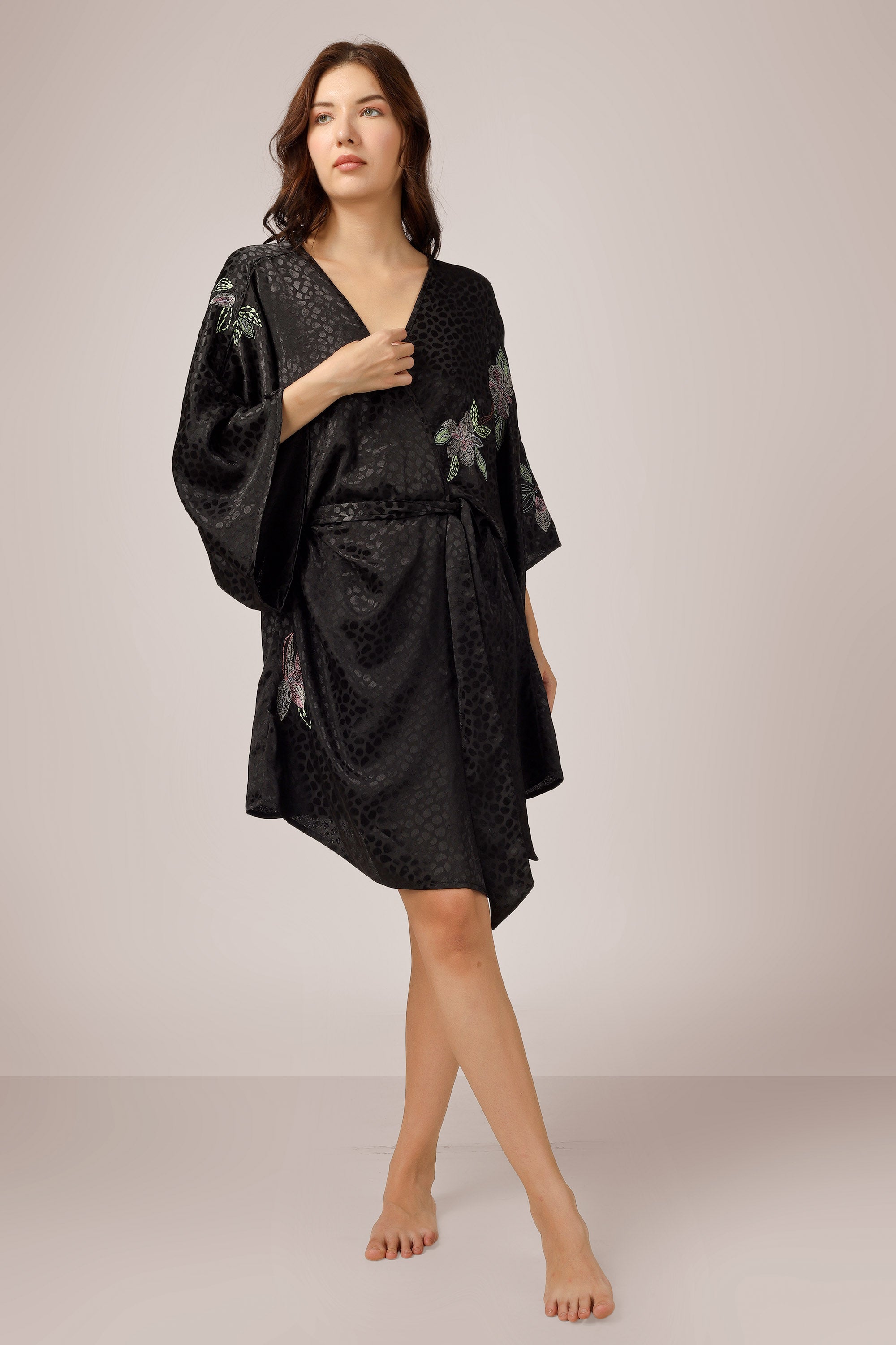 Lola, Dressing Gown/Robe – After Dark