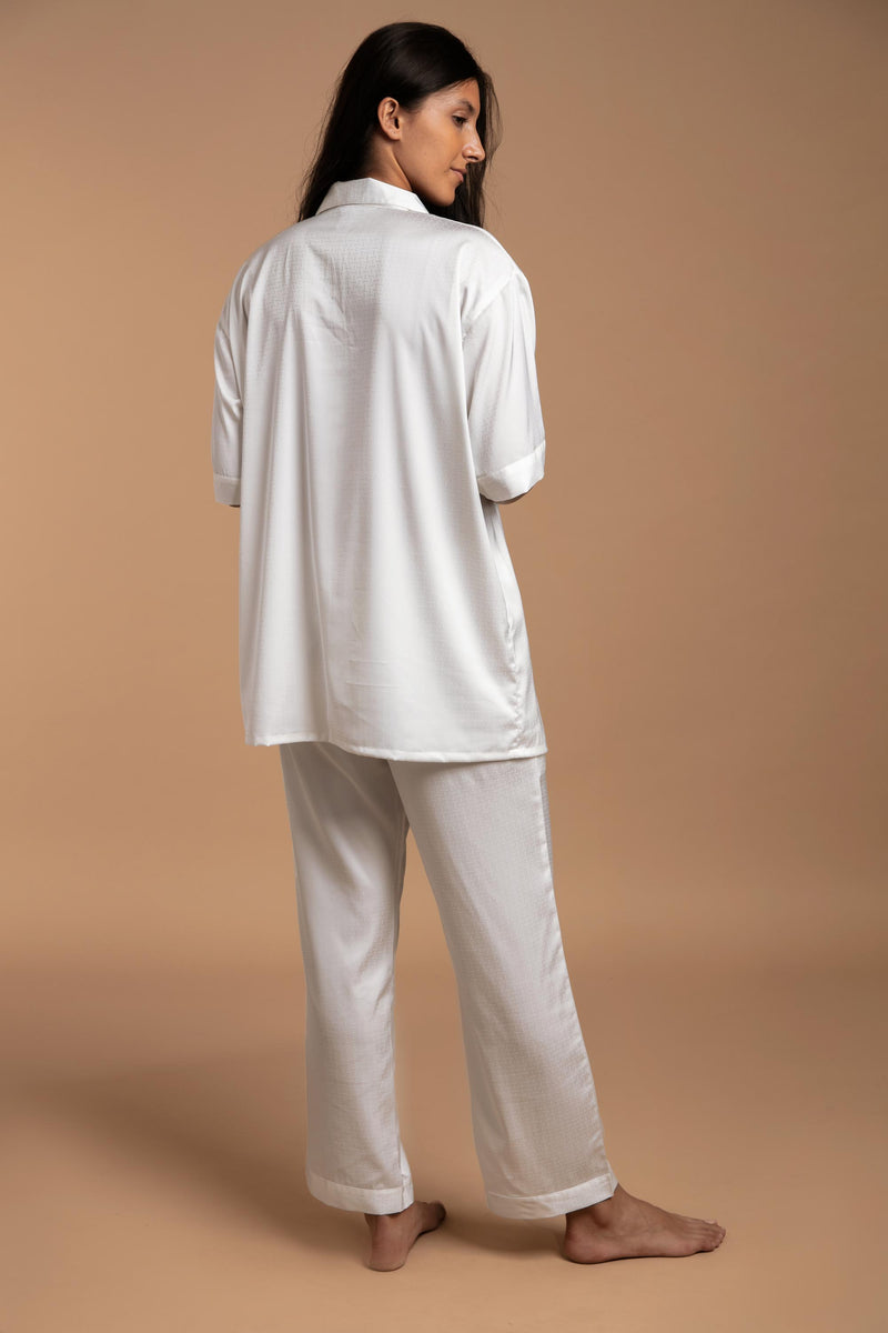 Annabelle, Set – After Dark